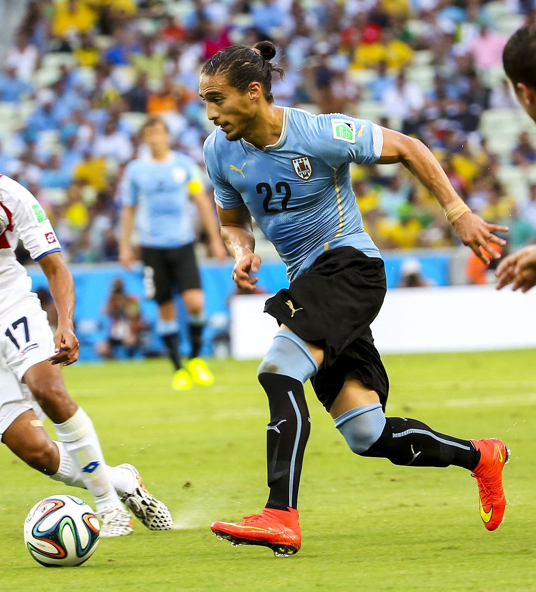 Uruguay_-_Costa_Rica_FIFA_World_Cup_2014_–_Martín_Cáceres - Howler Magazine